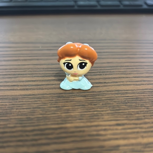 Disney | Toys | Wendy From Peter Pan Disney Doorables Squishalots New ...